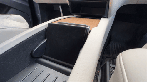 Wireless phone charger - Tesla Model S/X